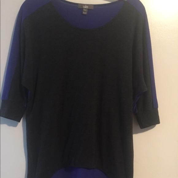 ALO Yoga | Tops | Alo Top | Poshmark